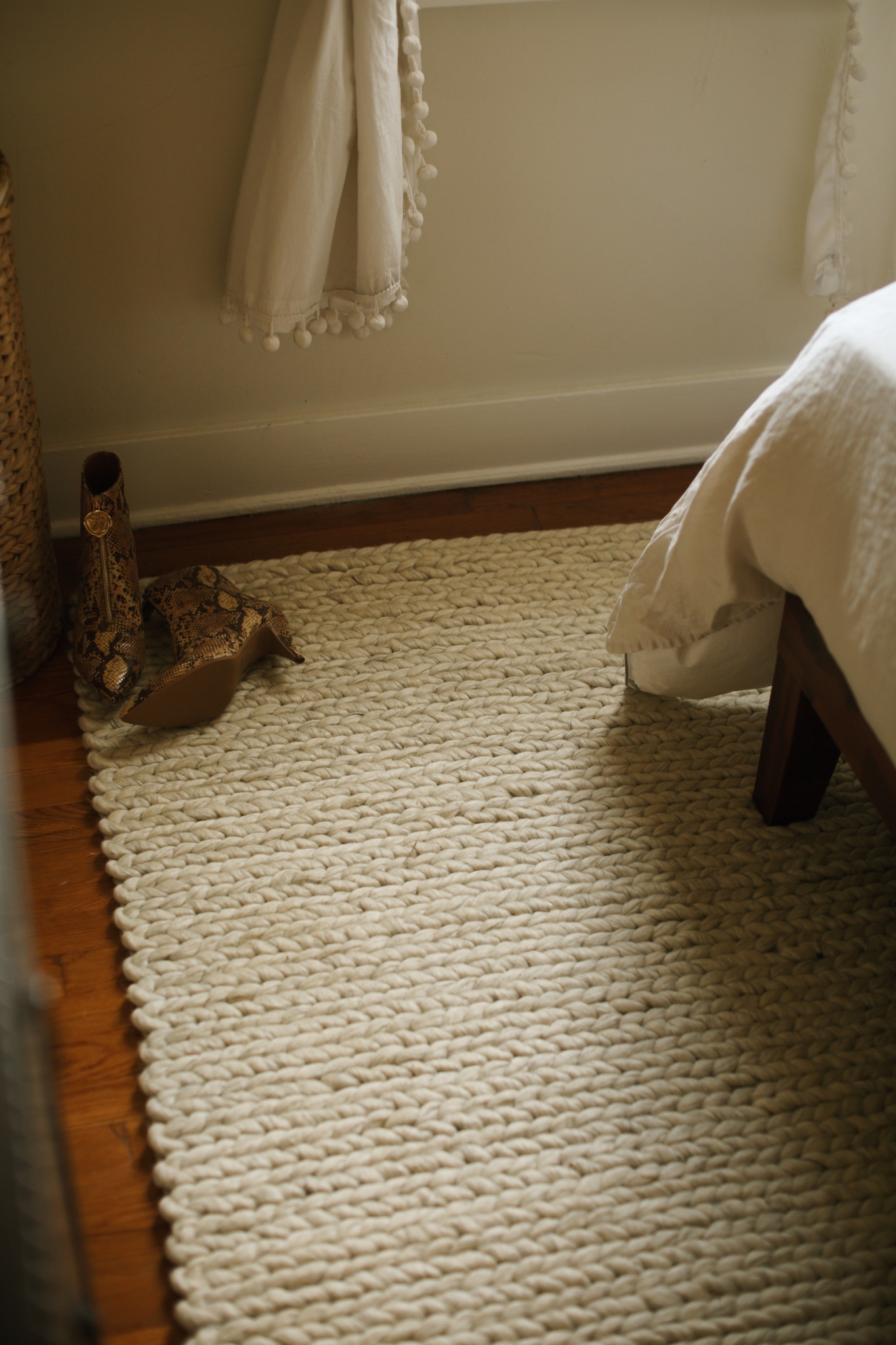 Introducing Texture to our Bedroom - Pretty Little Fawn